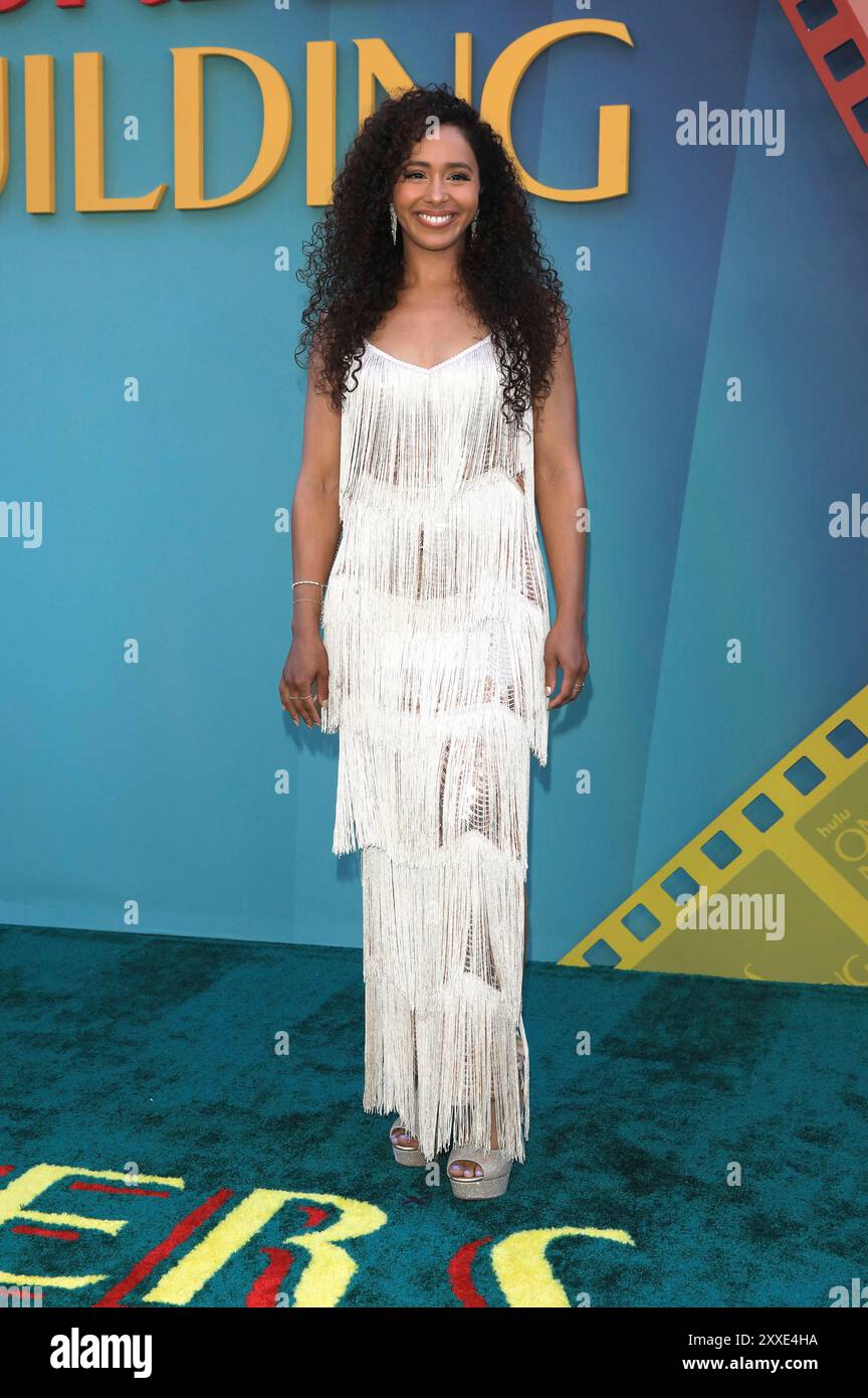 Jennifer Castillo bei der Premiere der 4. Staffel der Hulu Serie 'Only ...