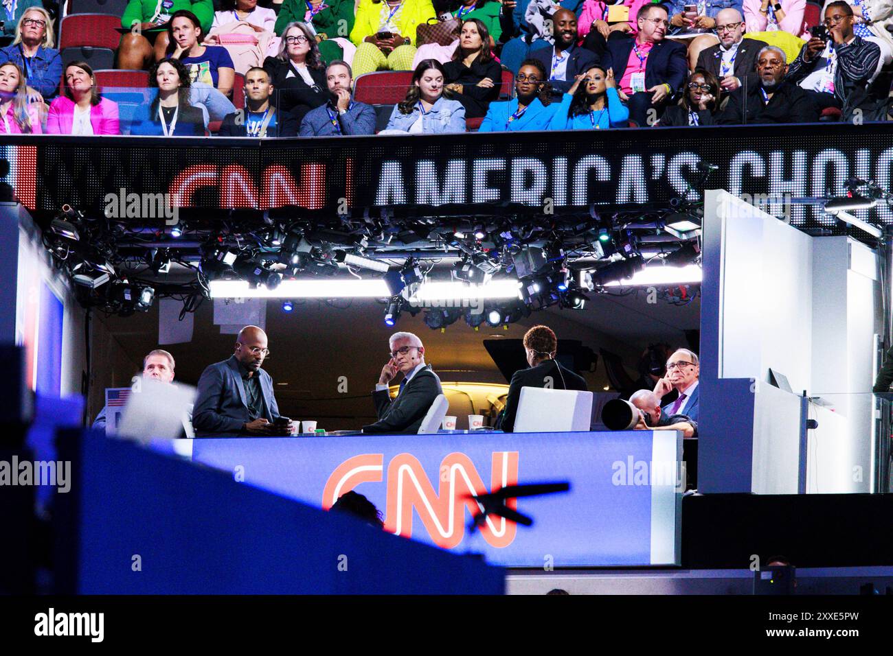Chicago, Illinois, USA. 21st Aug, 2024. CNN journalist Anderson Cooper ...