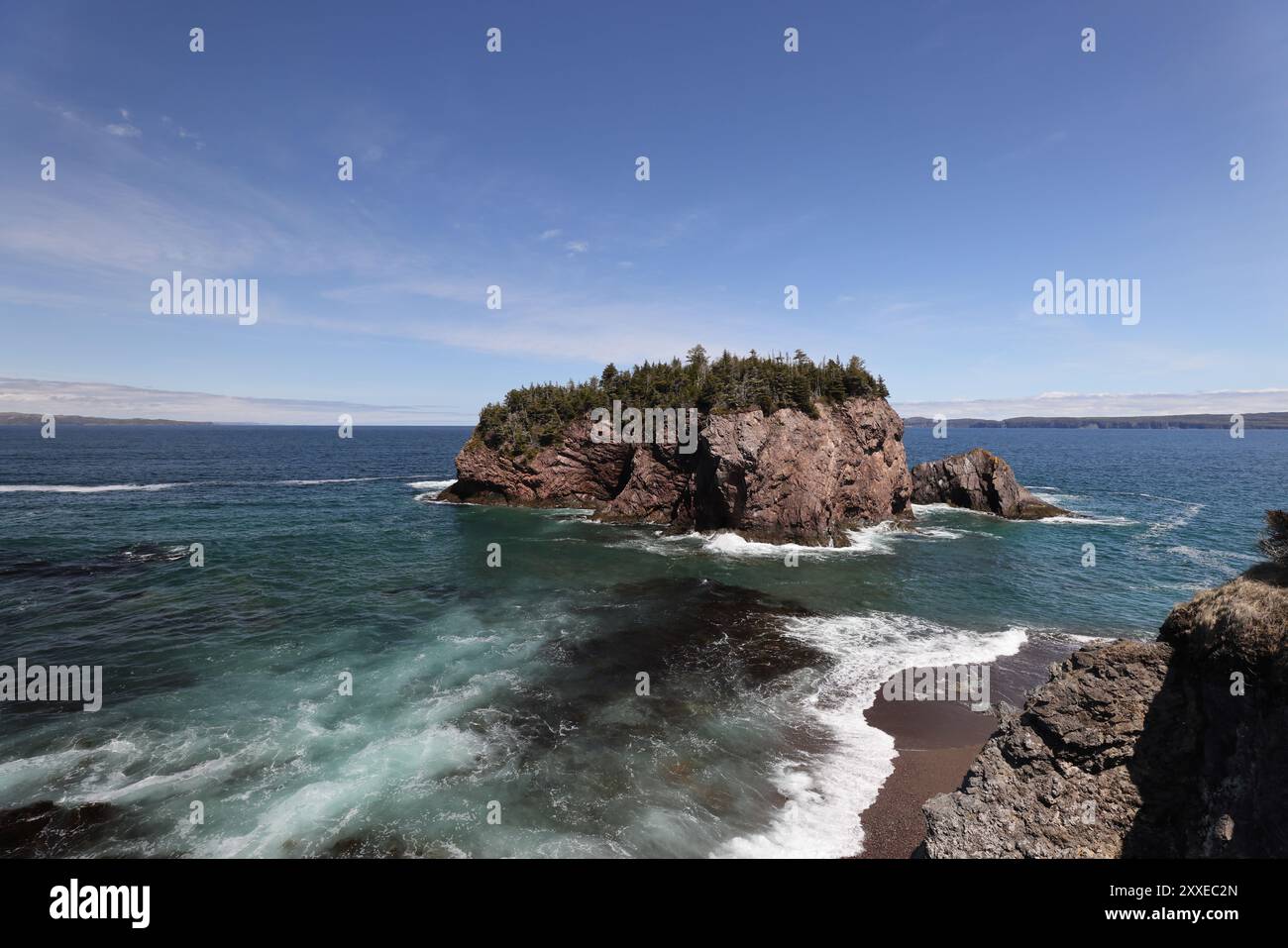 Chance Cove Hiking Trail overlooking the Atlantic Ocean along Canada's ...