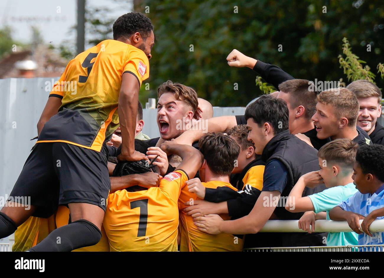 Soccer (football) action from the Isthmian Premier League. Bognor Regis ...
