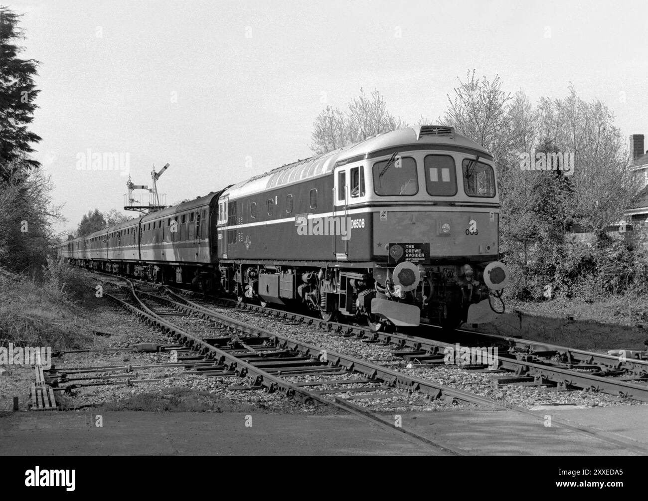 A Class 33 diesel locomotive number 33008 working an enthusiast ...