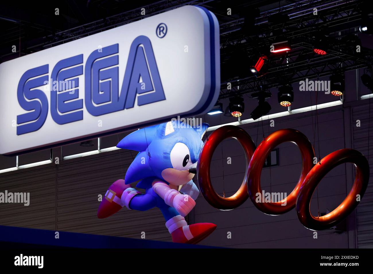 Sonic figur hi-res stock photography and images - Alamy