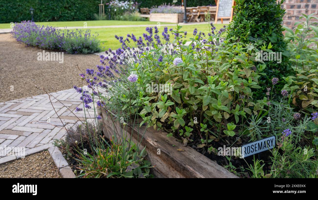 Garden Design and Landscaping Stock Photo - Alamy