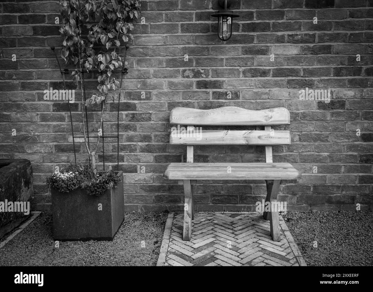 Landscaping and flowers Black and White Stock Photos & Images - Alamy