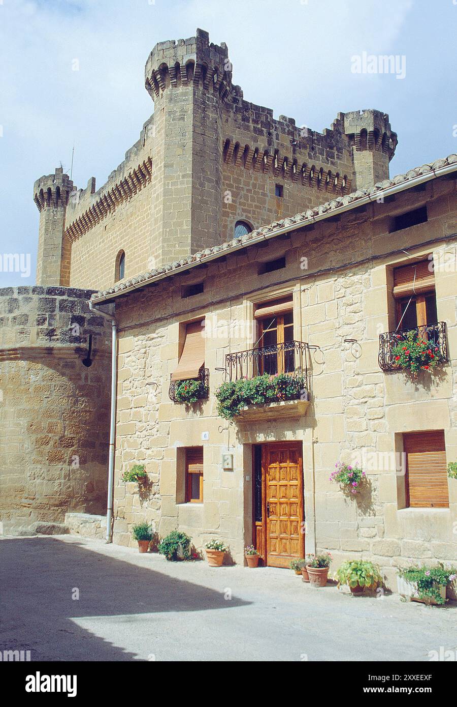 Castillo sajazarra hi-res stock photography and images - Alamy
