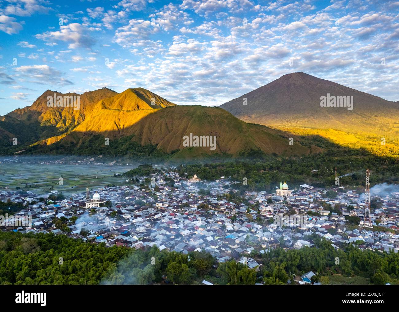Mountain of Rinjani Lombok Indonesia Stock Photo - Alamy