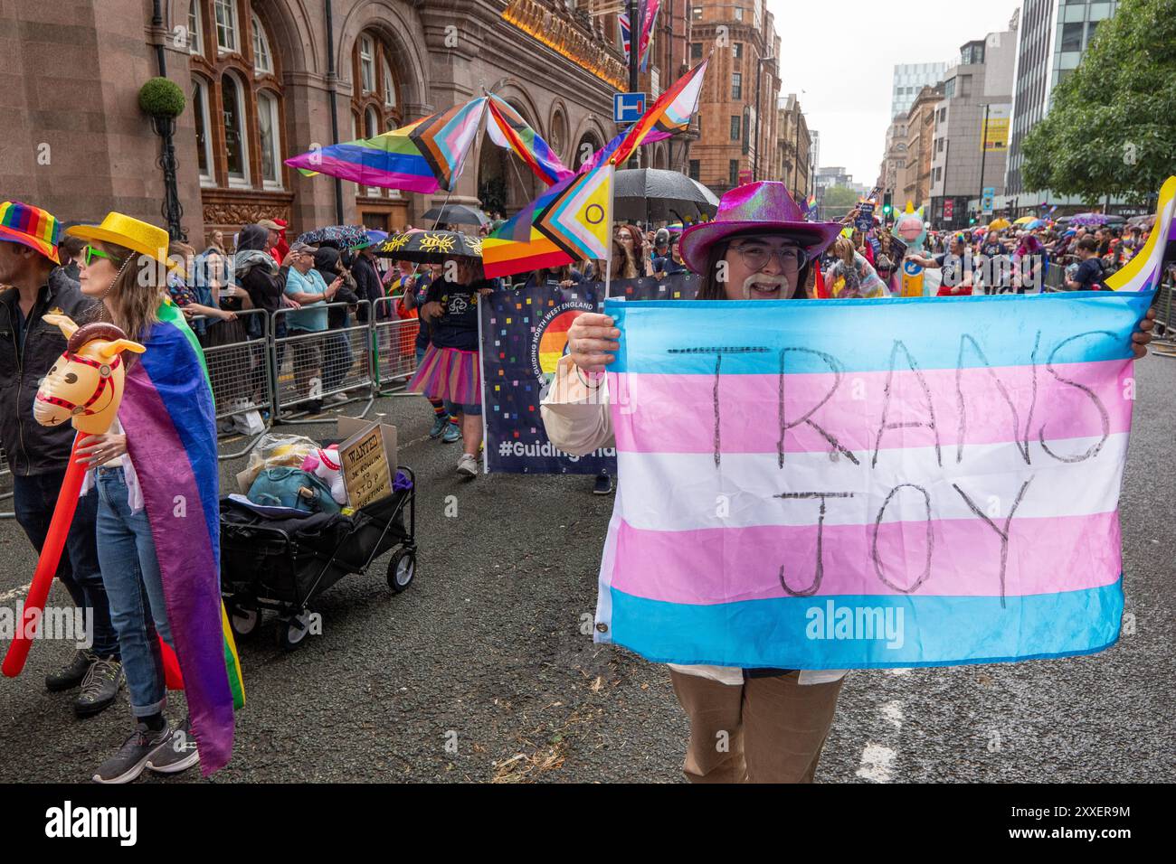 Lgbtq bee hi-res stock photography and images - Alamy