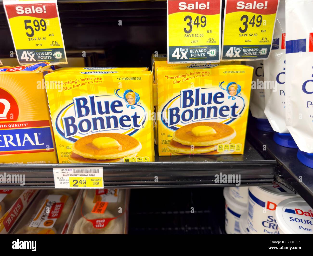 Blue bonnet margarine hi-res stock photography and images - Alamy