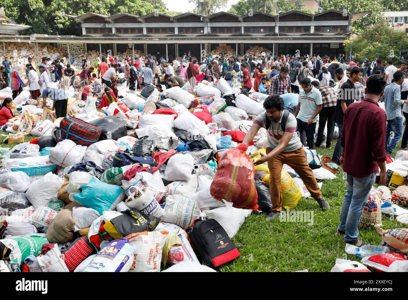 Dhaka, Bangladesh - August 24, 2024: In Dhaka University the anti ...