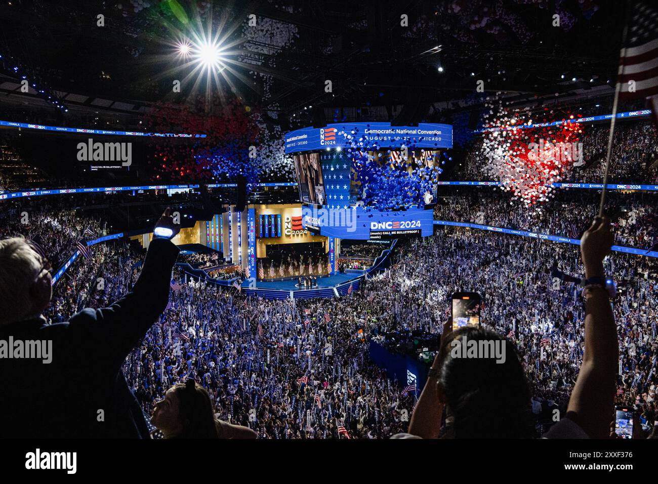 Chicago, Illinois, USA. 22nd Aug, 2024. The balloon drop on the final ...