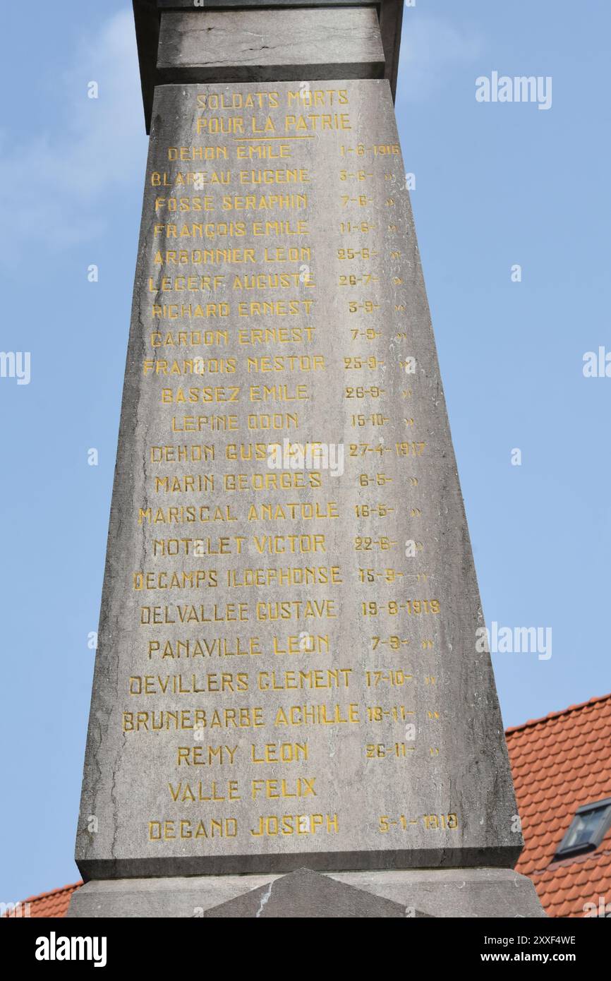 SEBOURG.DÉPARTEMENT DU NORD.MONUMENT AUX MORTS Stock Photo - Alamy