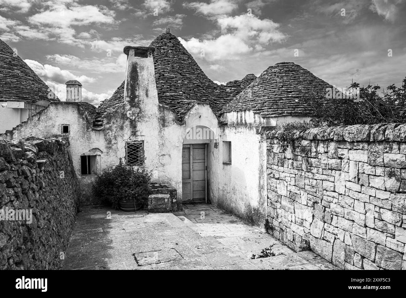 Typical houses called Trulli of Alberobello. Alberobello, Bari, Apulia ...