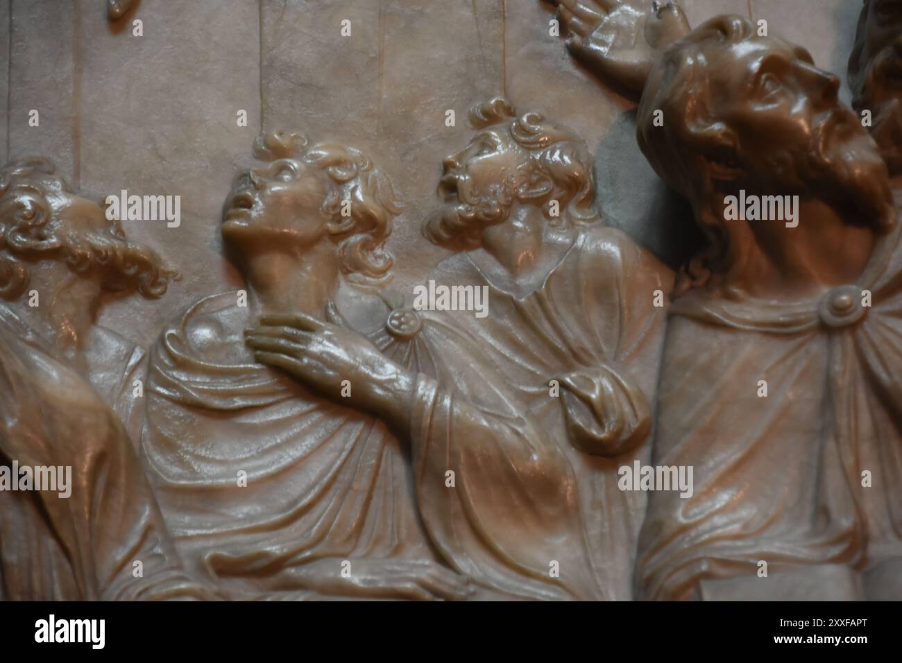 La collégiale Sainte-Waudru de Mons est un édifice religieux catholique ...
