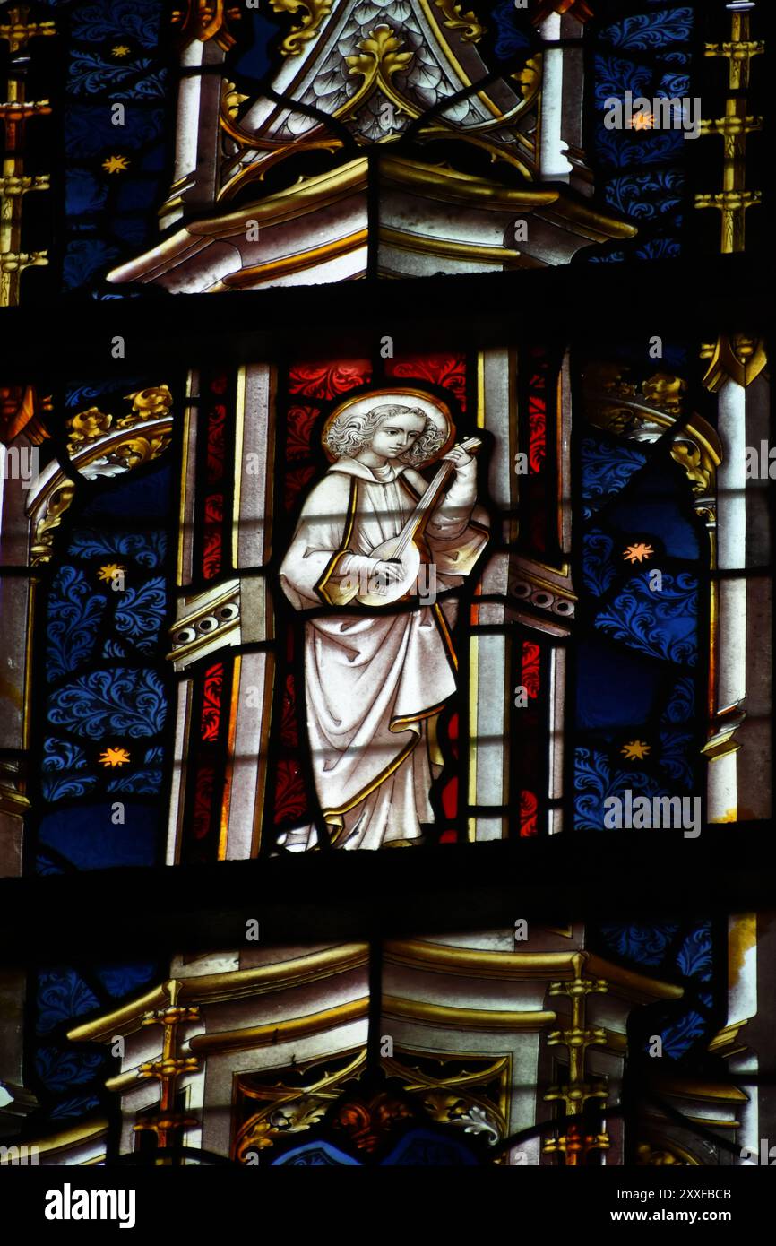 La collégiale Sainte-Waudru de Mons est un édifice religieux catholique ...