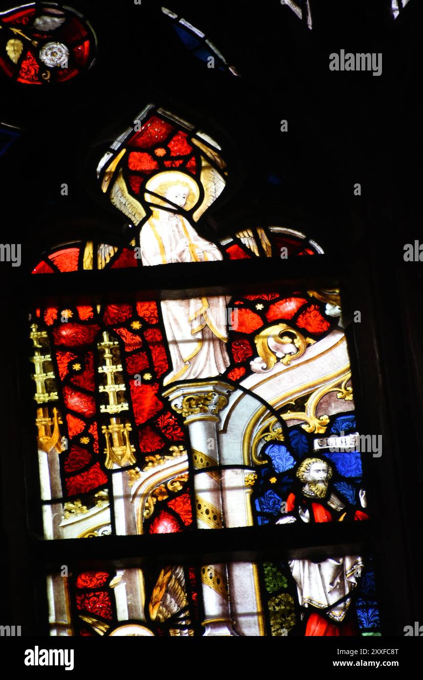 La collégiale Sainte-Waudru de Mons est un édifice religieux catholique ...