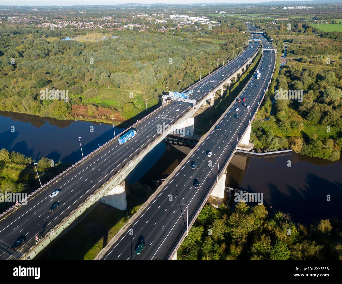Thelwall Viaduct, M6 motorway at Lymm, Warrington, Cheshire, England ...