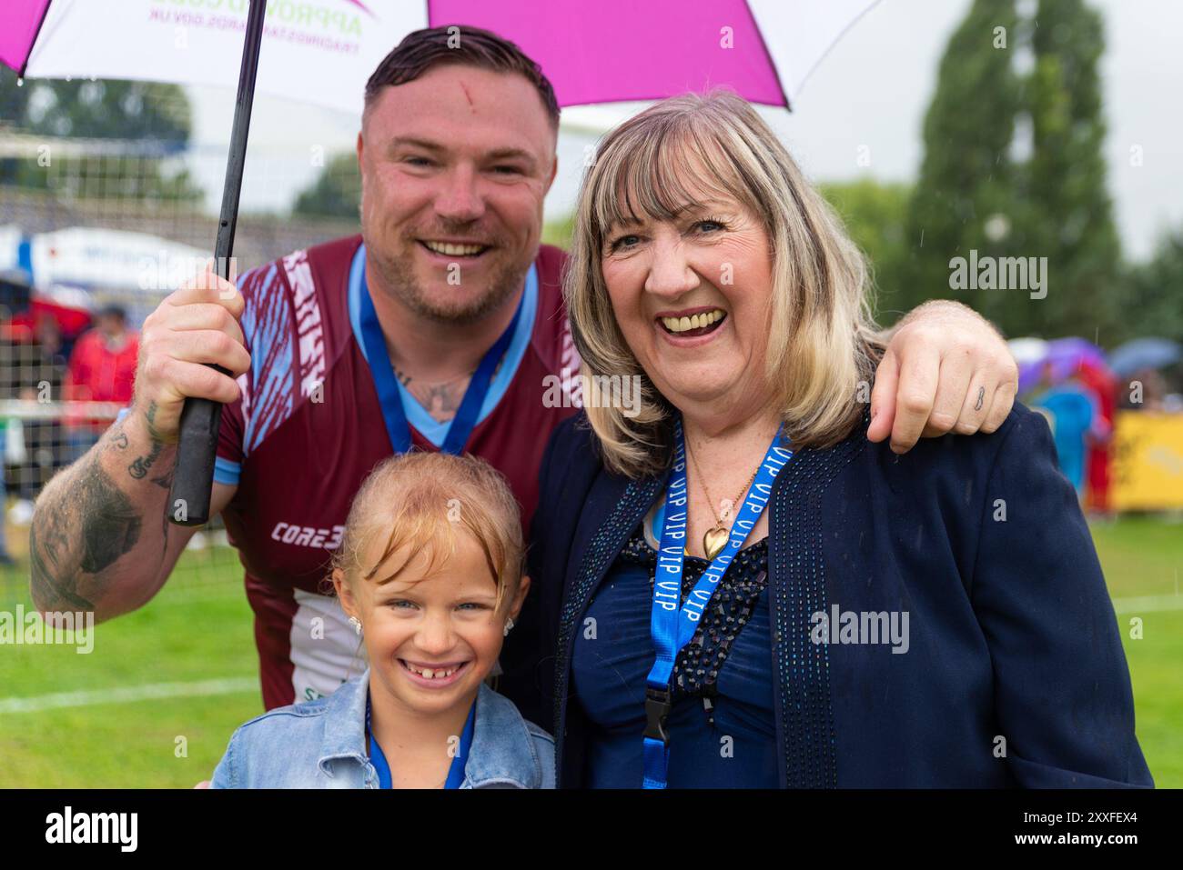 George gilbey linda mcgarry hi-res stock photography and images - Alamy