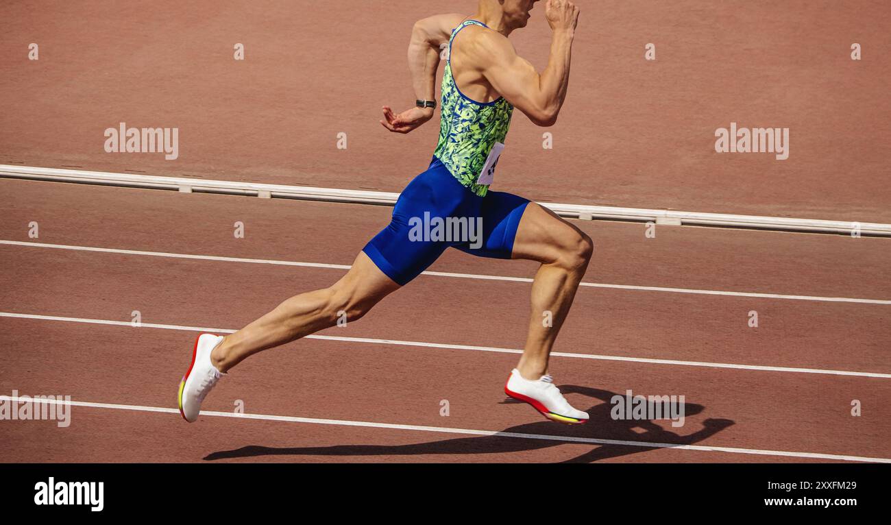 male athlete running sprint stadium race Stock Photo - Alamy
