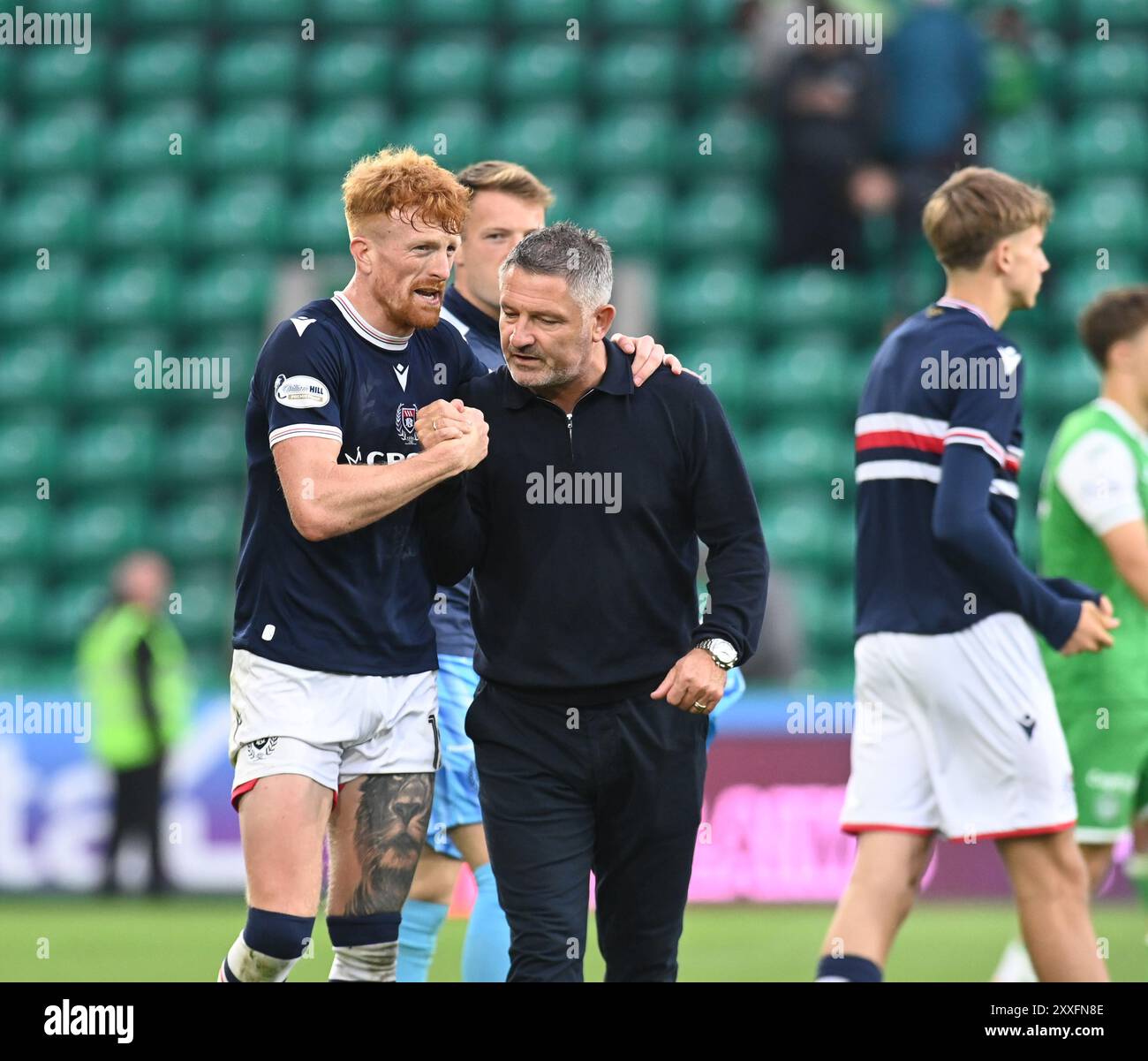 Dundee manager tony docherty with striker simon murray hi-res stock ...