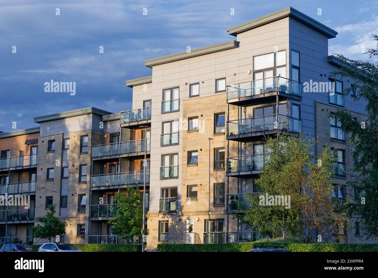Modern high rise flats at new development Stock Photo - Alamy
