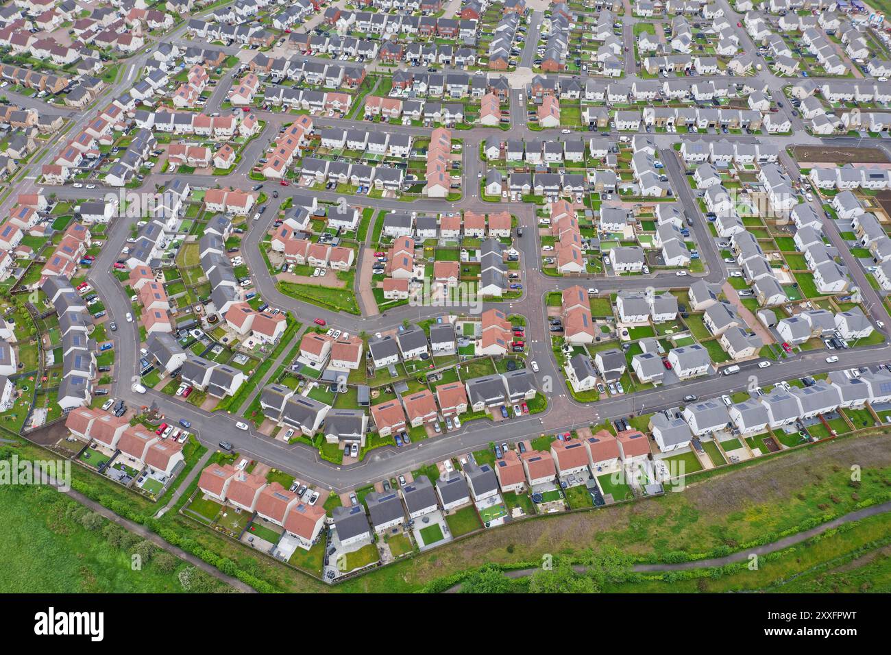 New housing development at Dargavel in Bishopton Stock Photo - Alamy