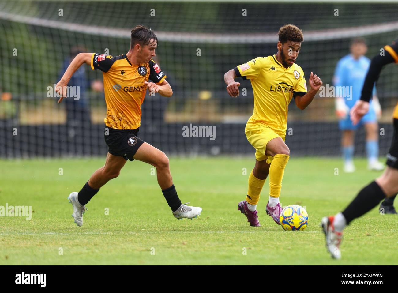 Real bedford fc v north leigh fc hi-res stock photography and images ...