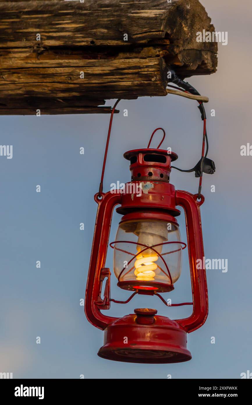 Antique oil lamp christmas hi-res stock photography and images - Alamy
