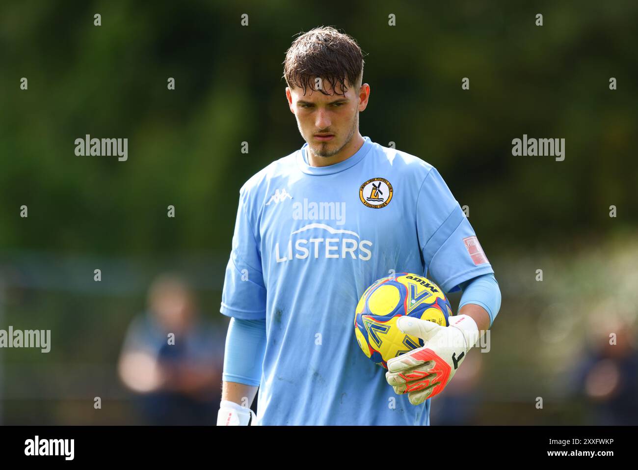 Real bedford fc v north leigh fc hi-res stock photography and images ...