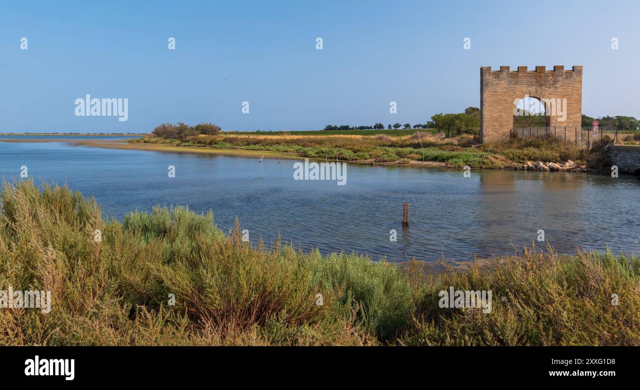 The Maguelone Gate, at the entrance to the Maguelone peninsula ...