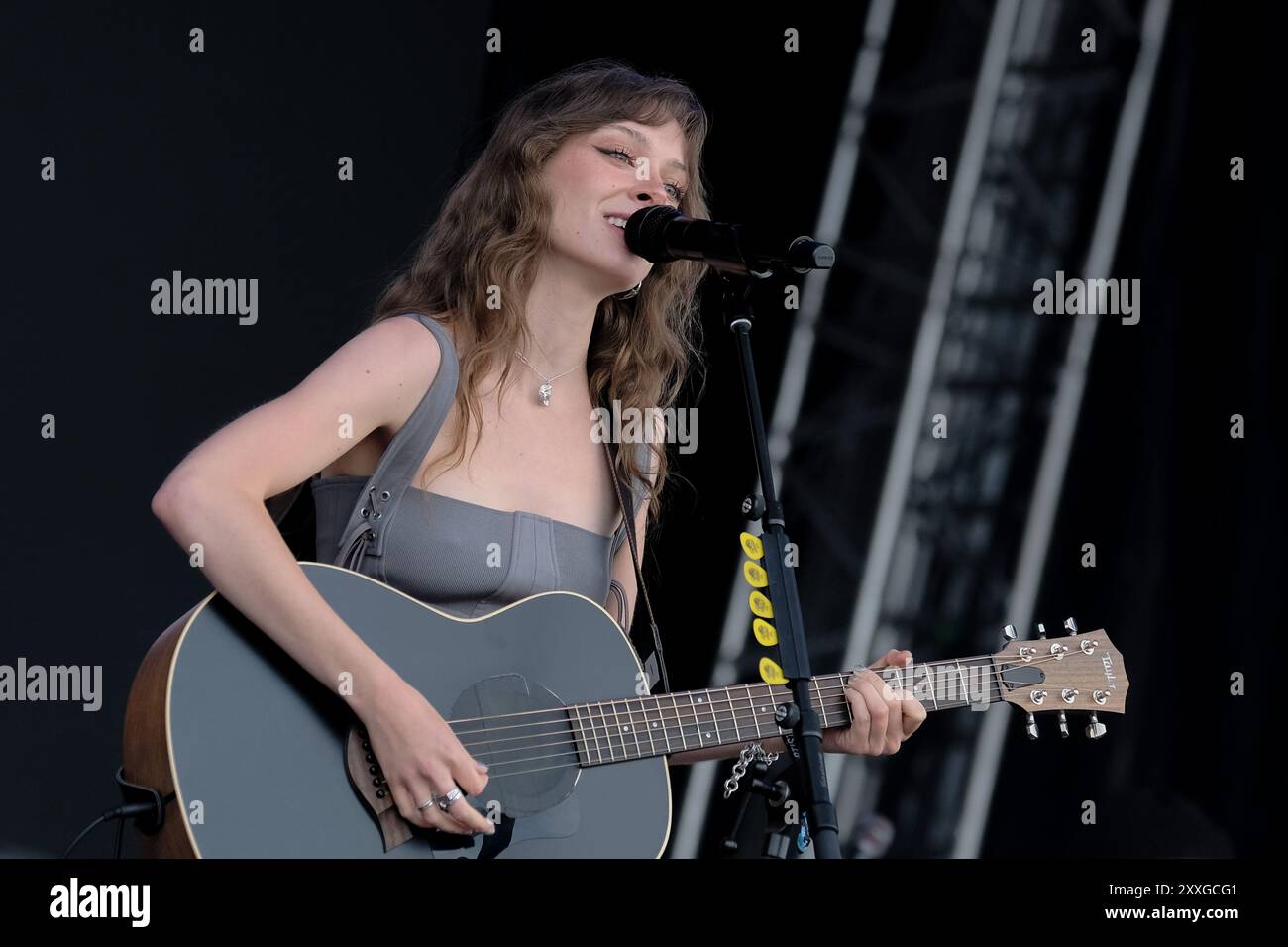 Southsea, UK. 24th Aug, 2024. English singer-songwriter Holly Ffion ...
