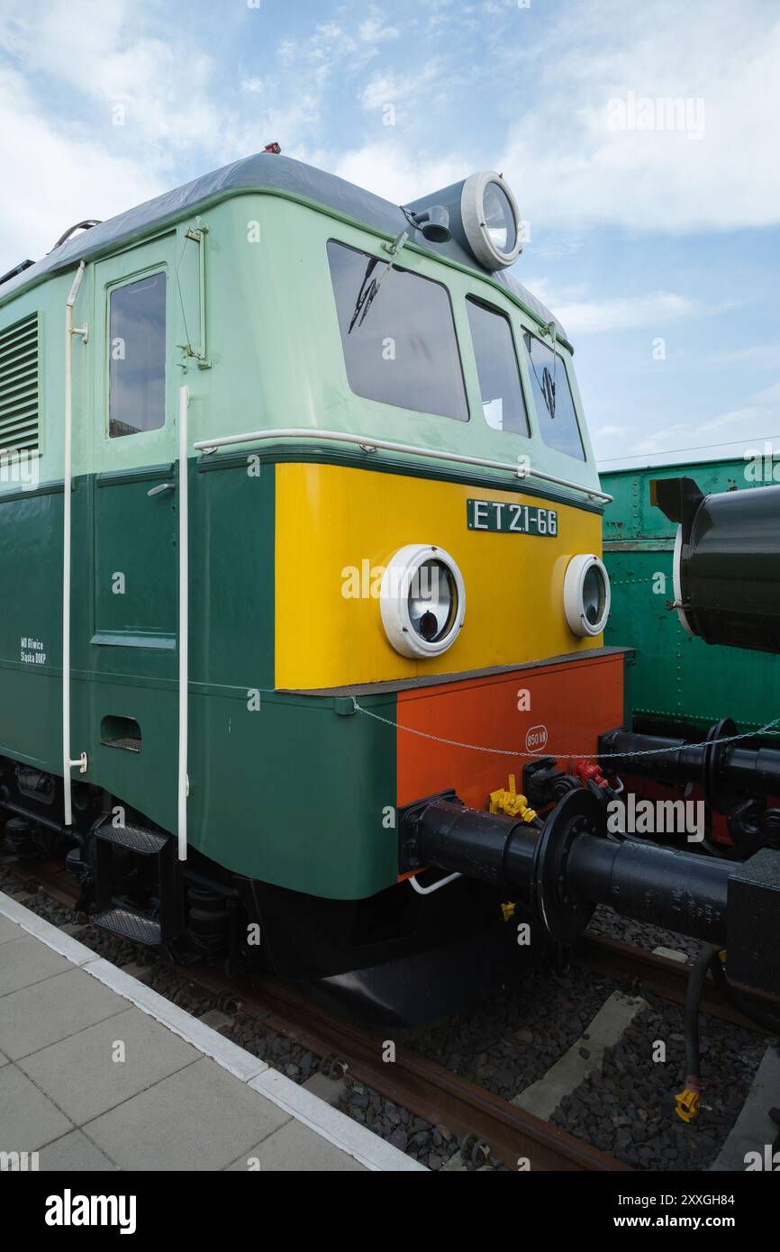 Old locomotive warsaw poland hi-res stock photography and images - Alamy