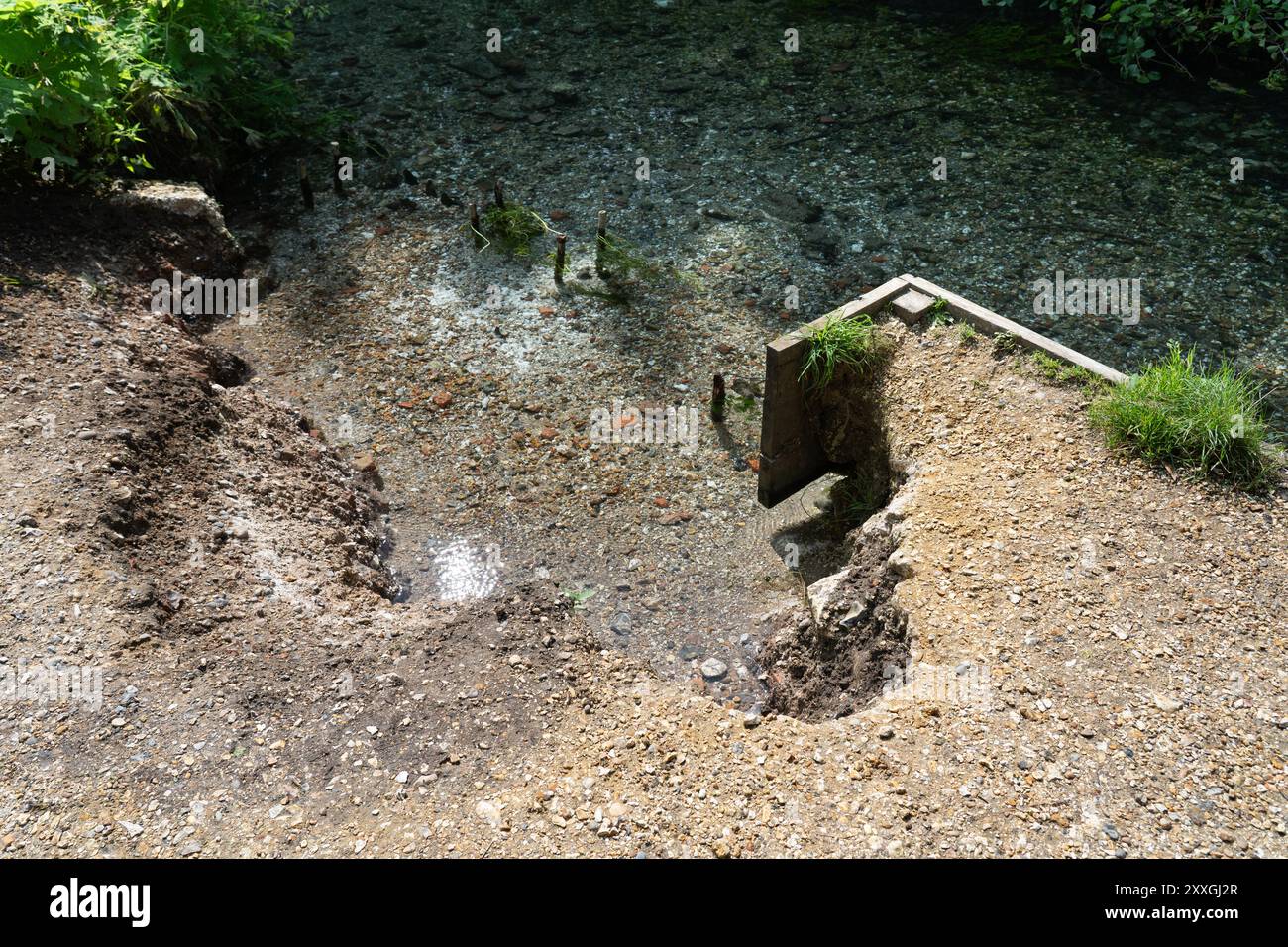 Scoured river bank hi-res stock photography and images - Alamy