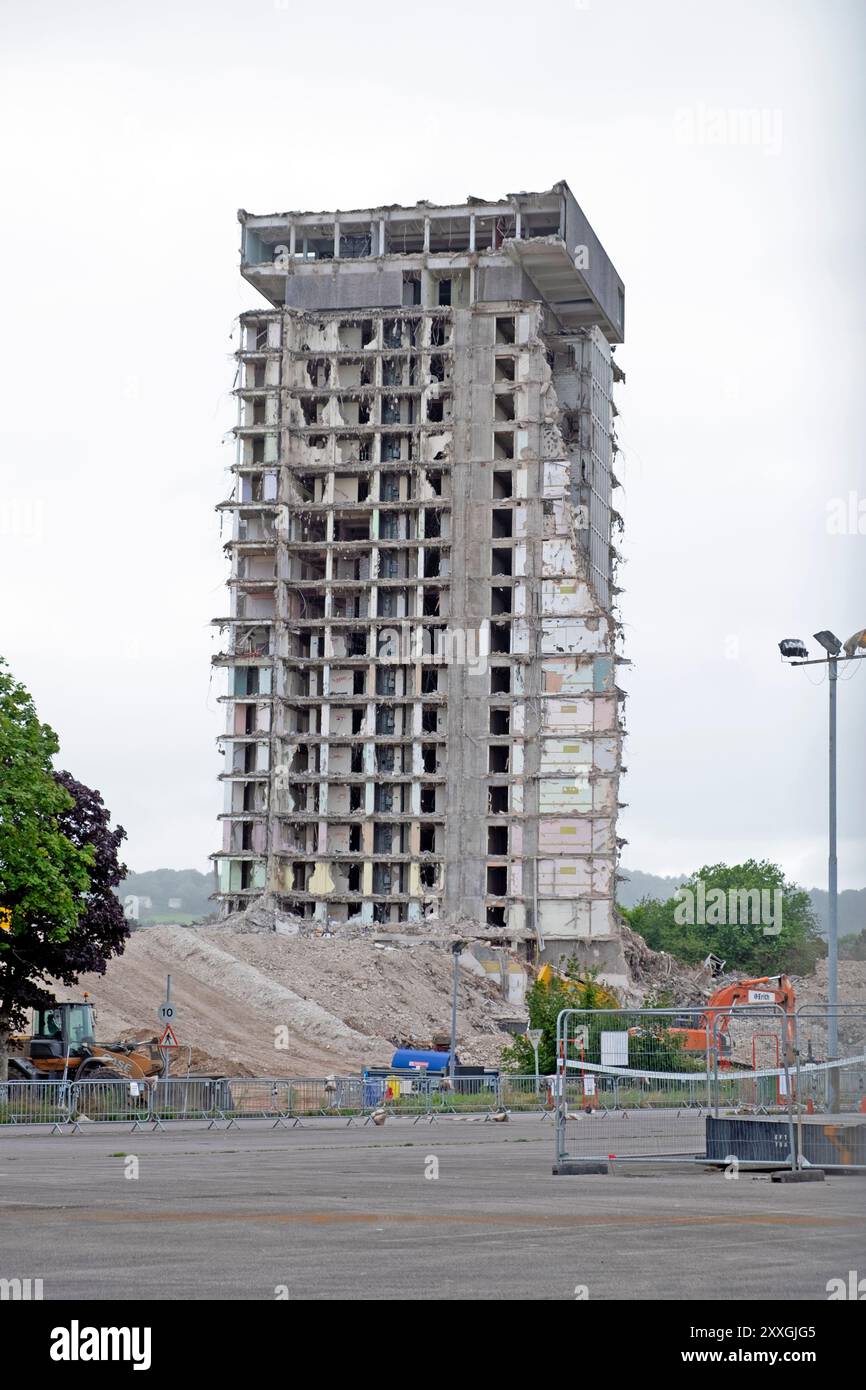 Cardiff former HMRC Tax Office building demolition site in Llanishen ...
