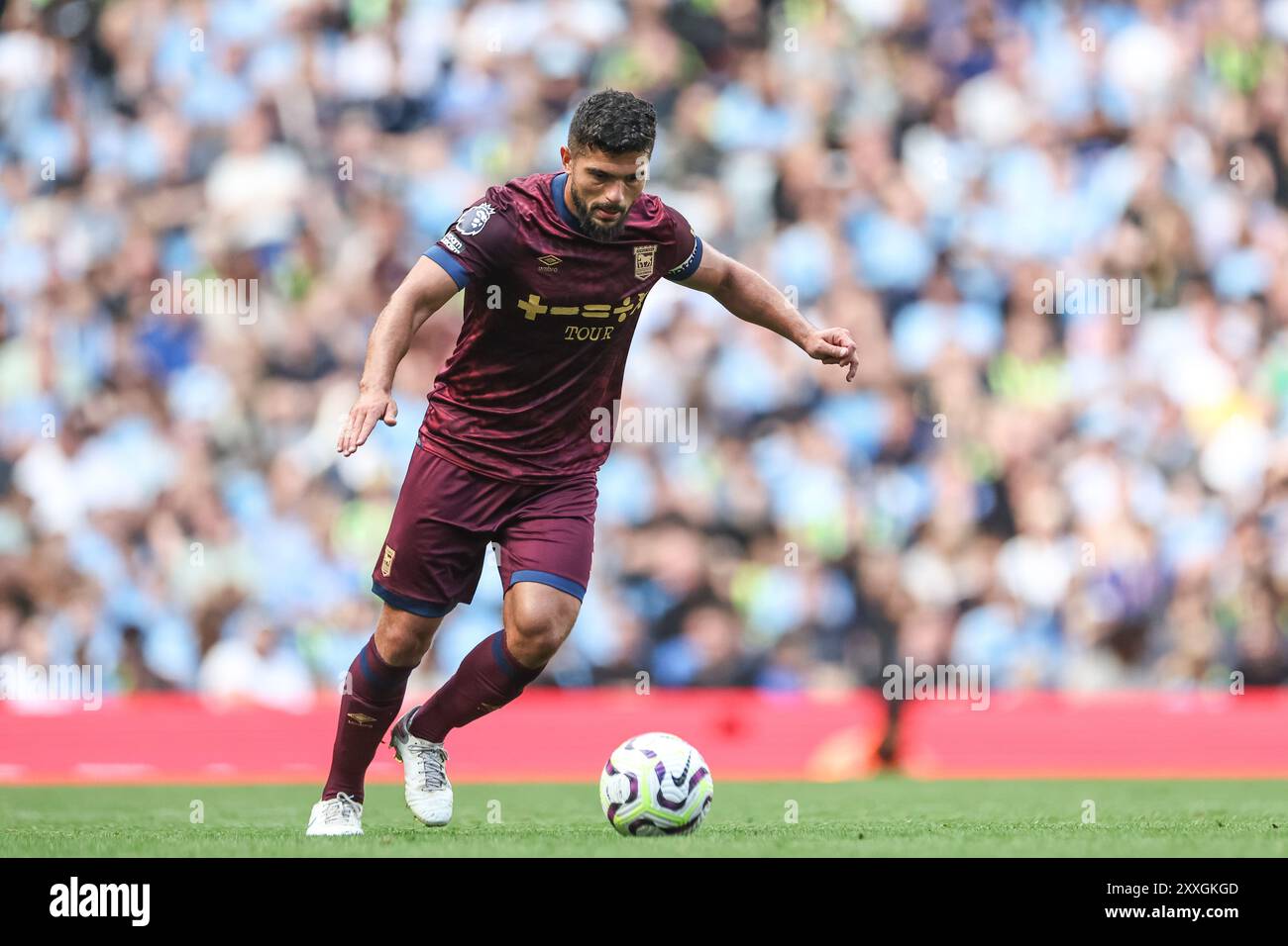 Sam Morsy of Ipswich Town during the Premier League match Manchester ...