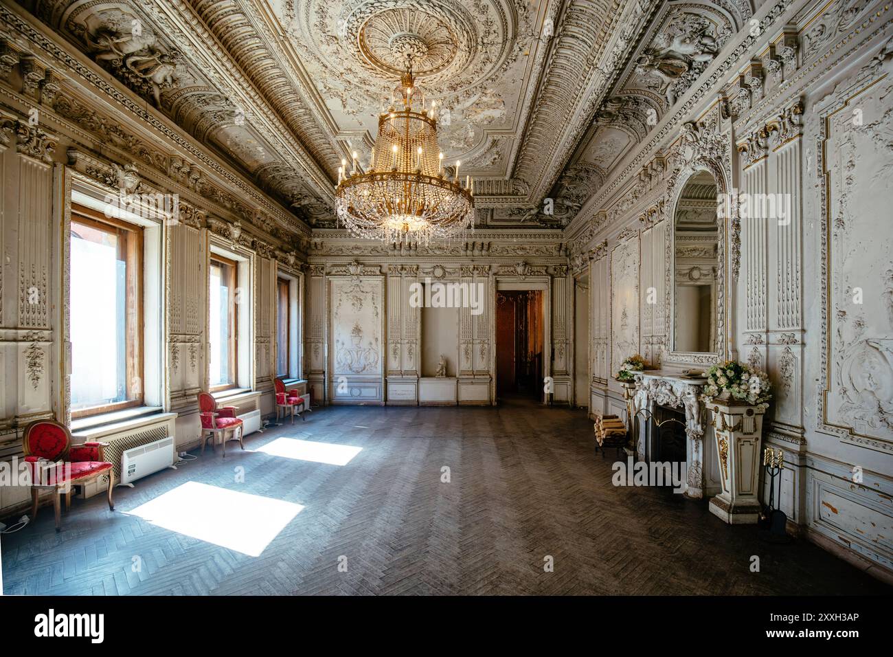 Large decorated baroque hall at old Brusnitsyns' mansion in St ...