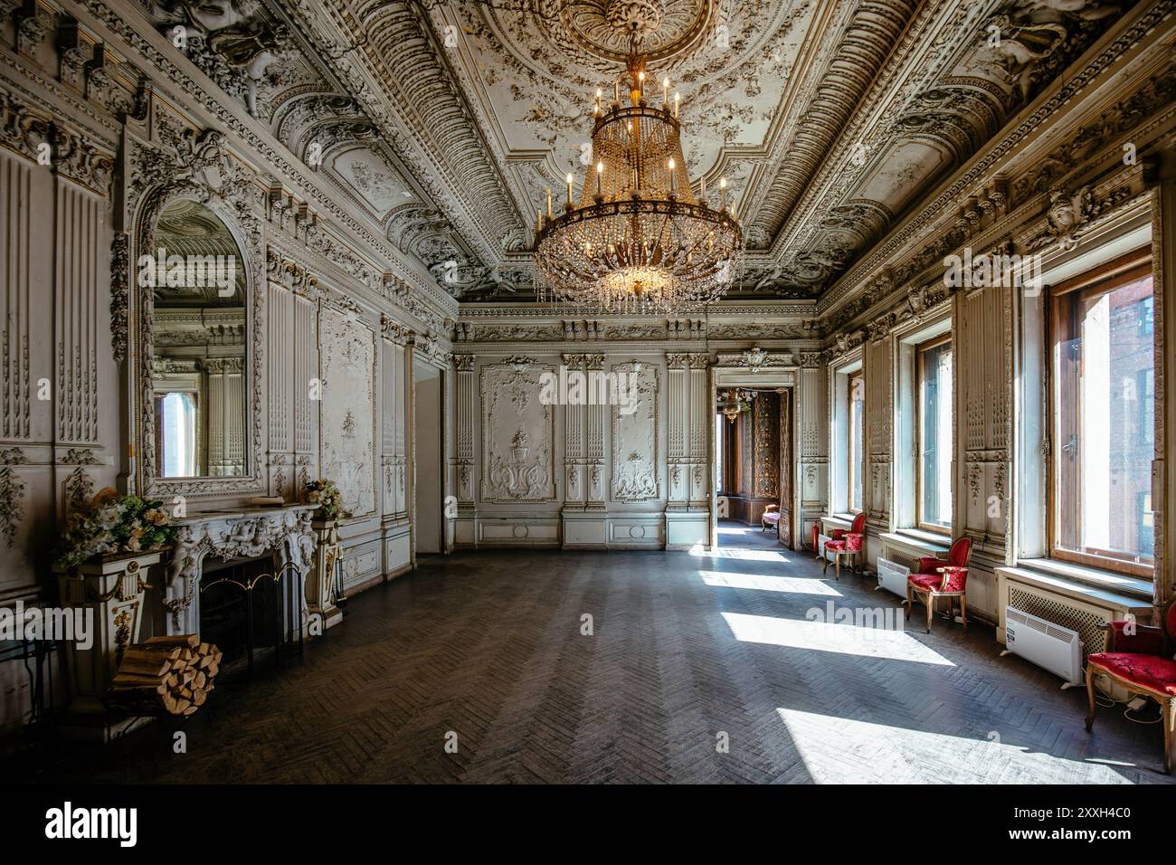 Large decorated baroque hall at old Brusnitsyns' mansion in St ...