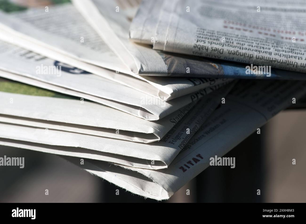 Daily news newspaper hi-res stock photography and images - Alamy