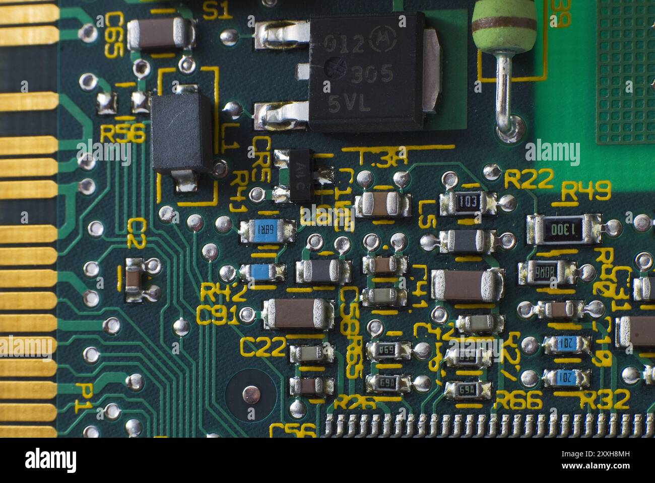 Detailed view electronic circuit hi-res stock photography and images ...