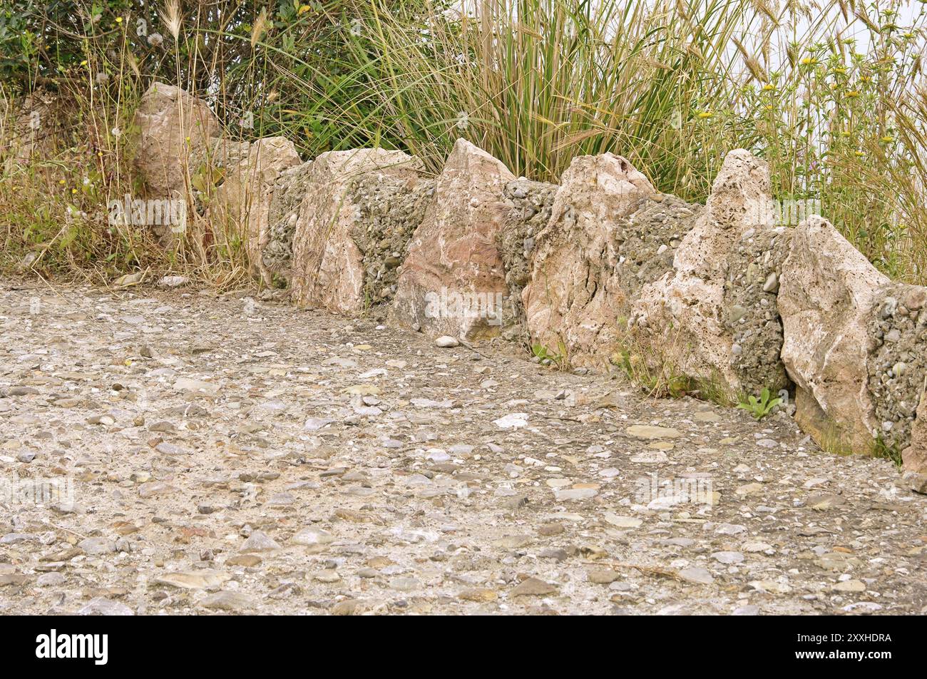 Fieldstone path hi-res stock photography and images - Alamy