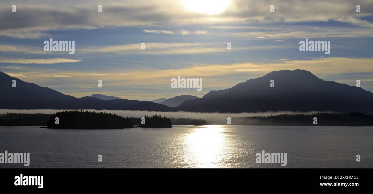 Inside indoor photograph hi-res stock photography and images - Alamy