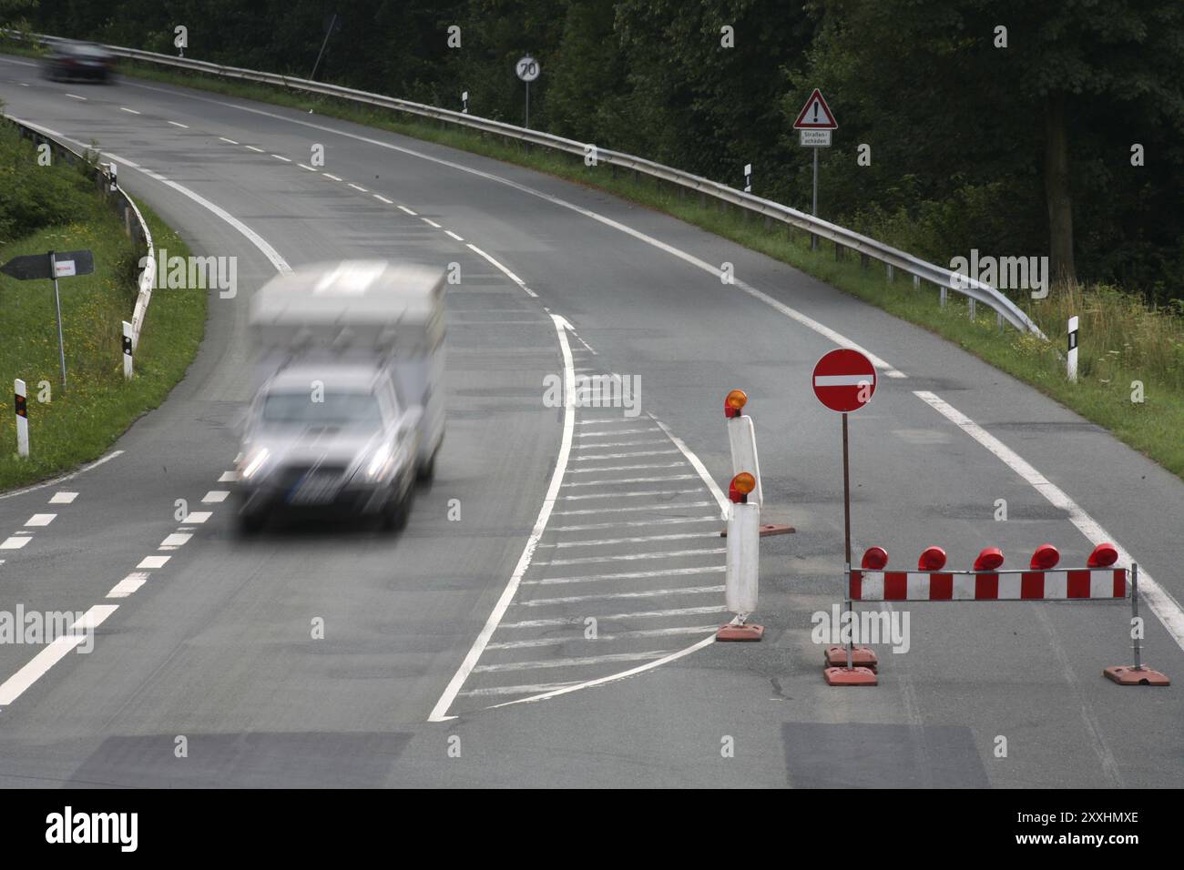 Notice site closure sign hi-res stock photography and images - Alamy