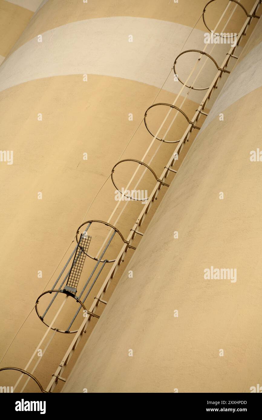 Metal steps on a very high grain silo Stock Photo - Alamy
