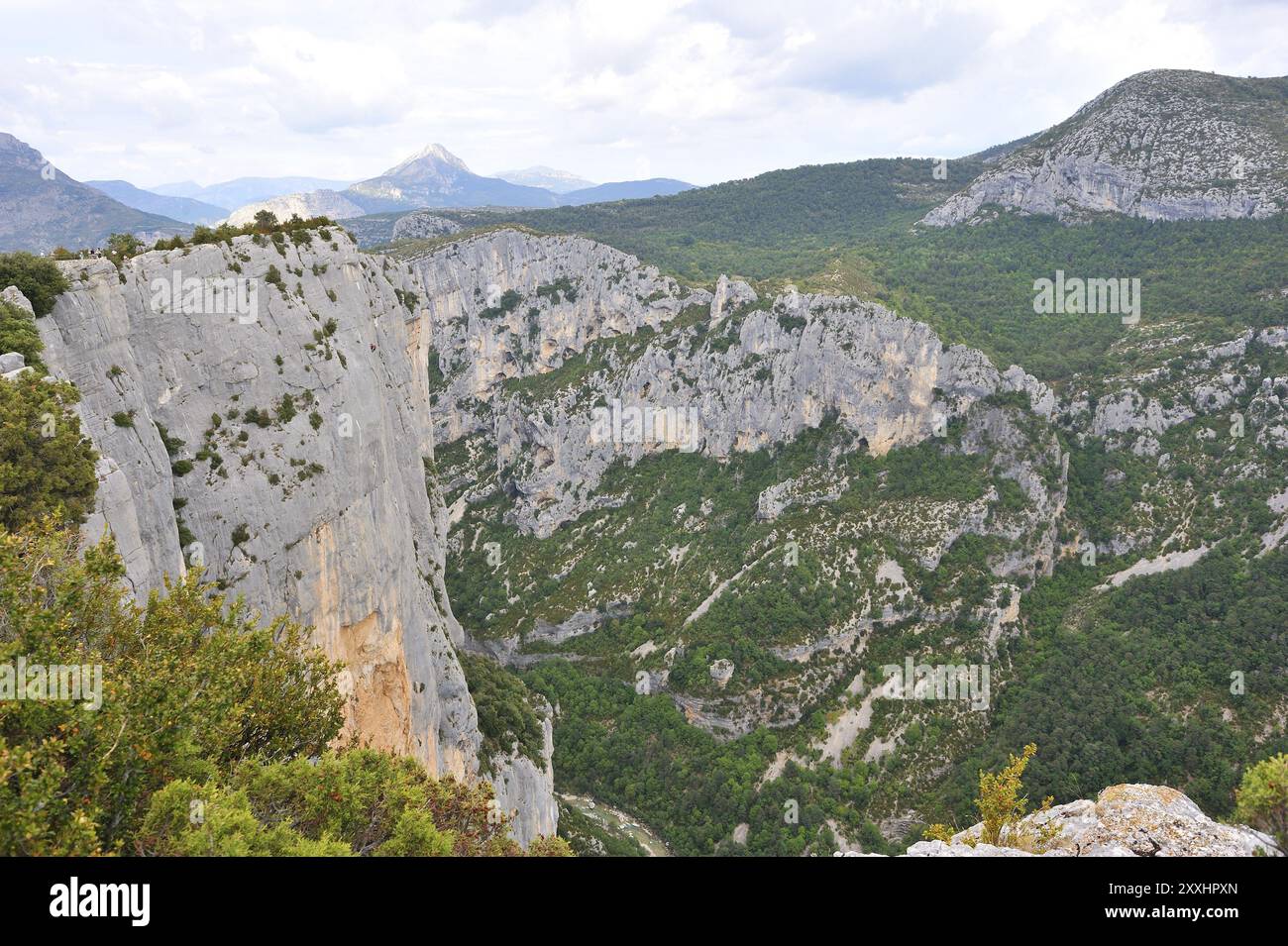Gorges du Verdon in the French Alps Gorges du Verdon in the French Alps ...