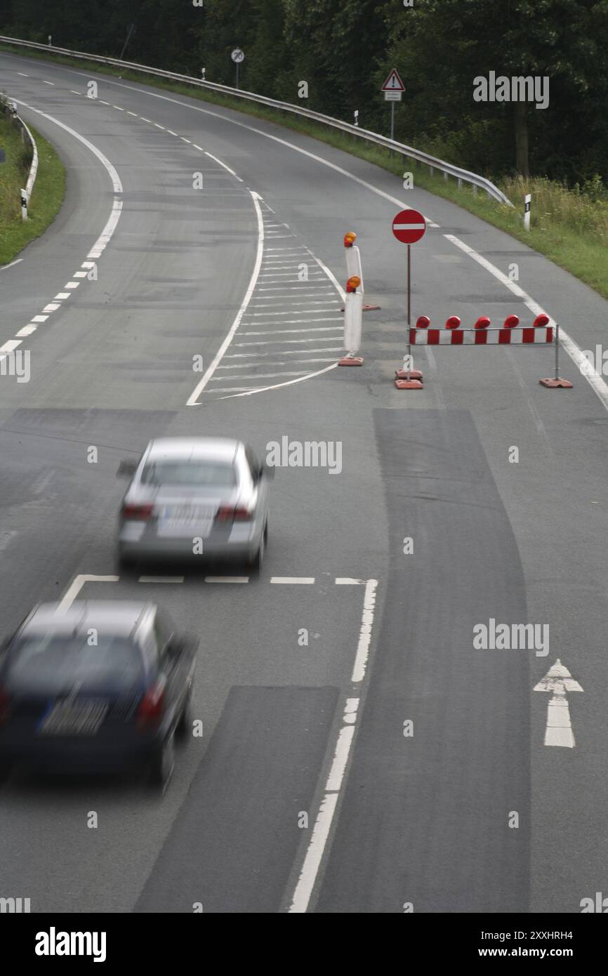Notice site closure sign hi-res stock photography and images - Alamy