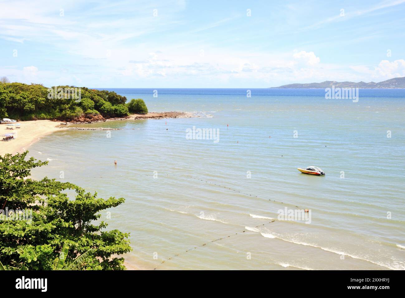 Pattaya sea in thailand Stock Photo - Alamy