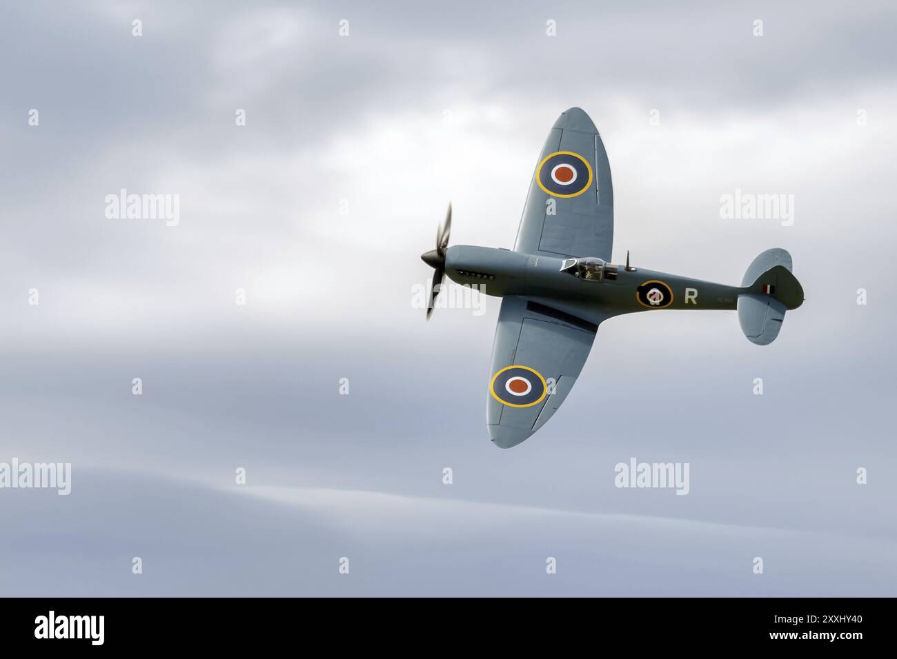 Supermarine Spitfire PR XI PL965 Stock Photo - Alamy