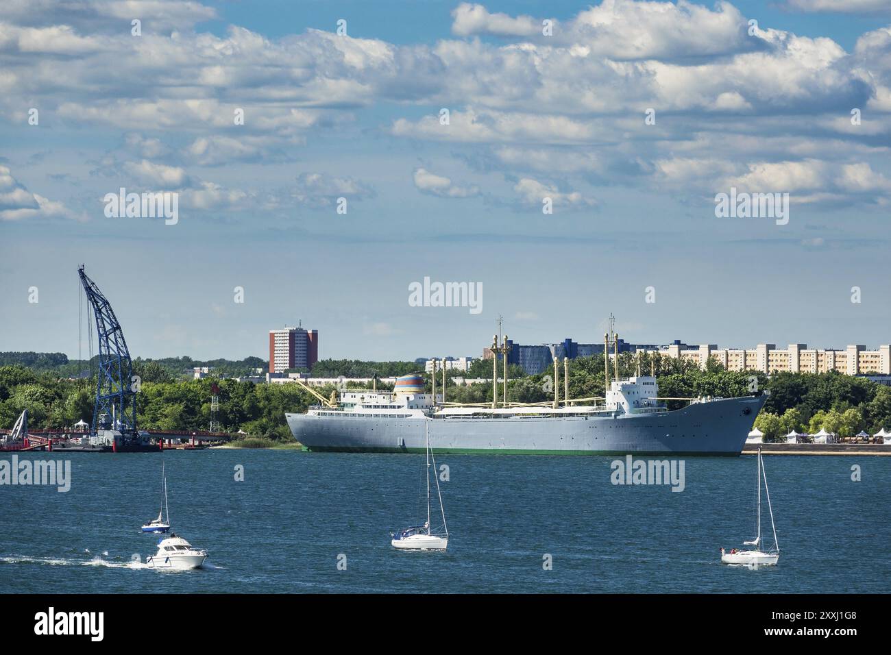 The traditional ship on the Warnow in Rostock Stock Photo - Alamy