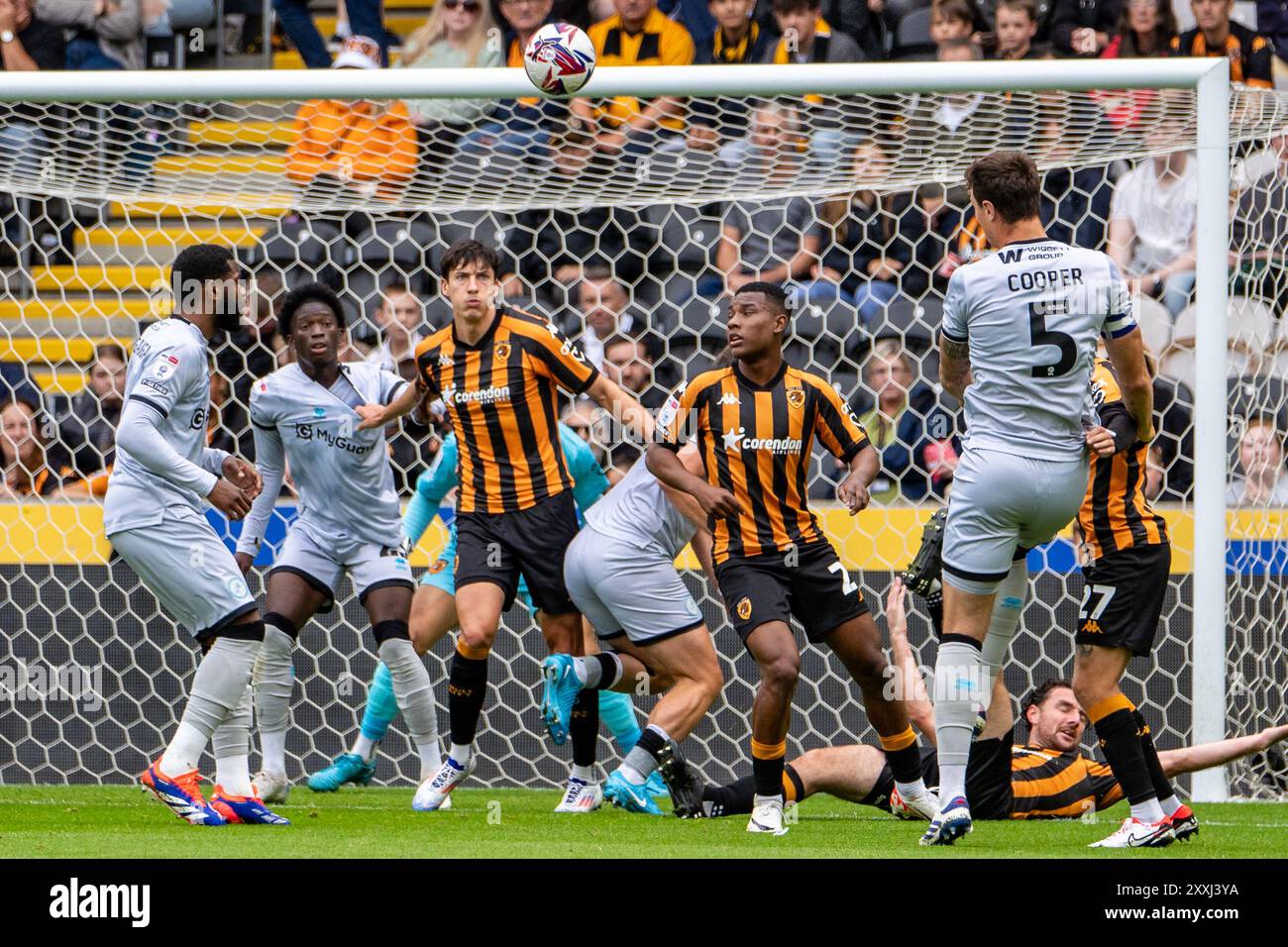 Jake paul box hi-res stock photography and images - Alamy