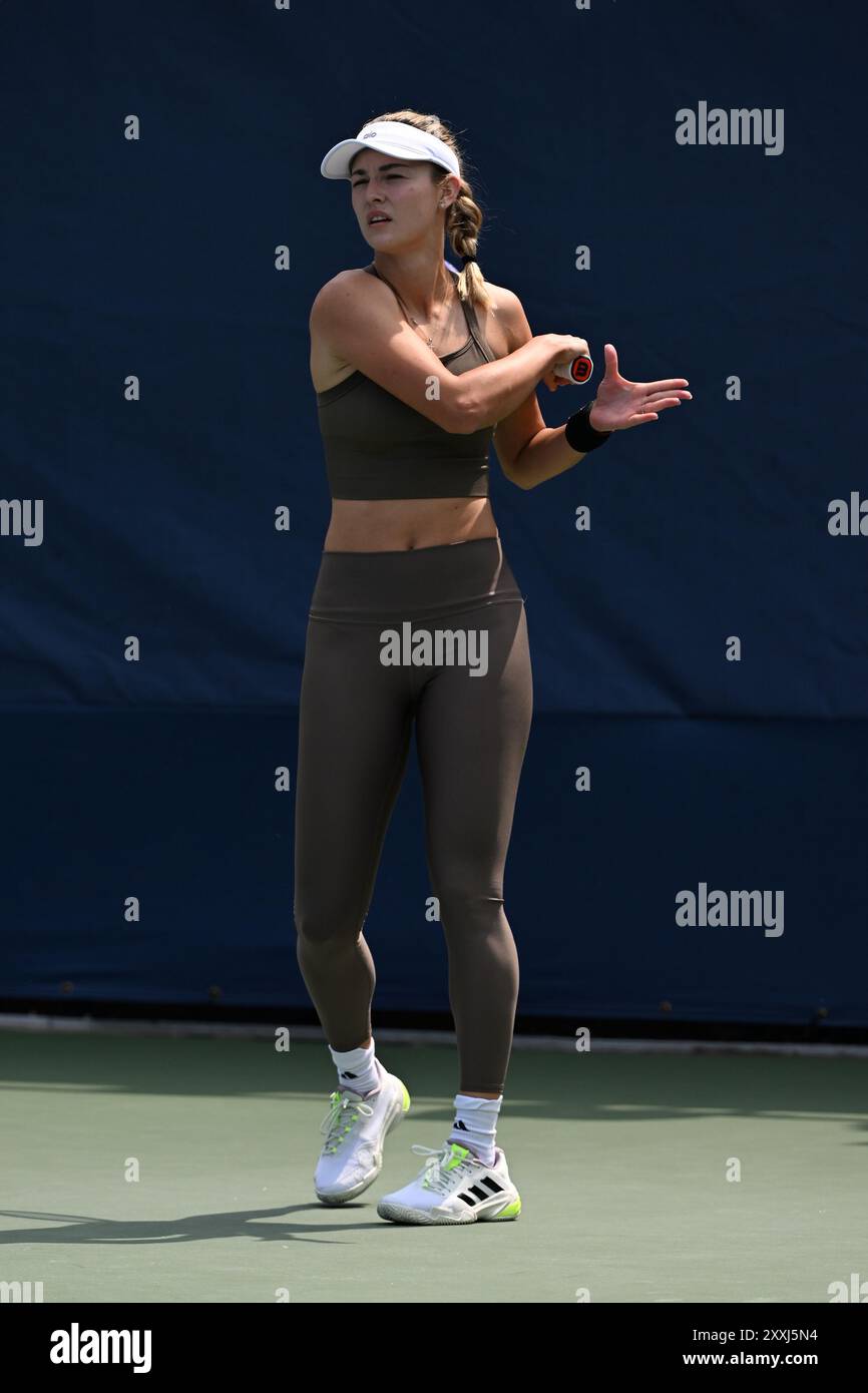 Kalinskaya hi-res stock photography and images - Alamy