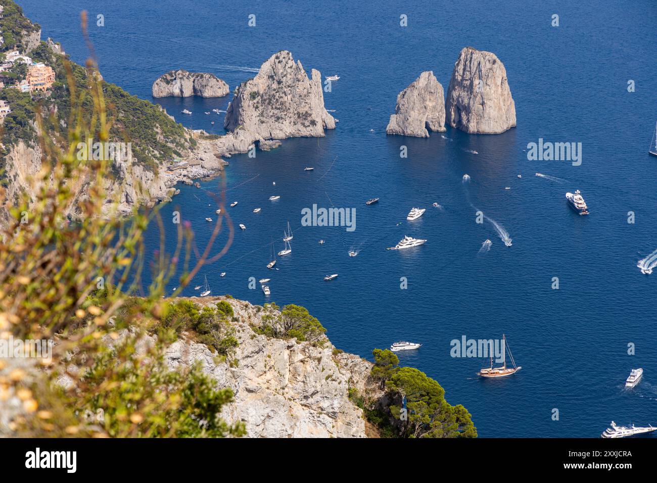 View natural landscape rocks hi-res stock photography and images - Alamy